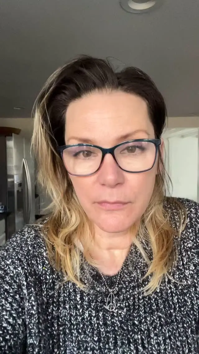 Dedee Pfeiffer - Age, Height, Wiki, Bio, Net Worth, and Husband ...